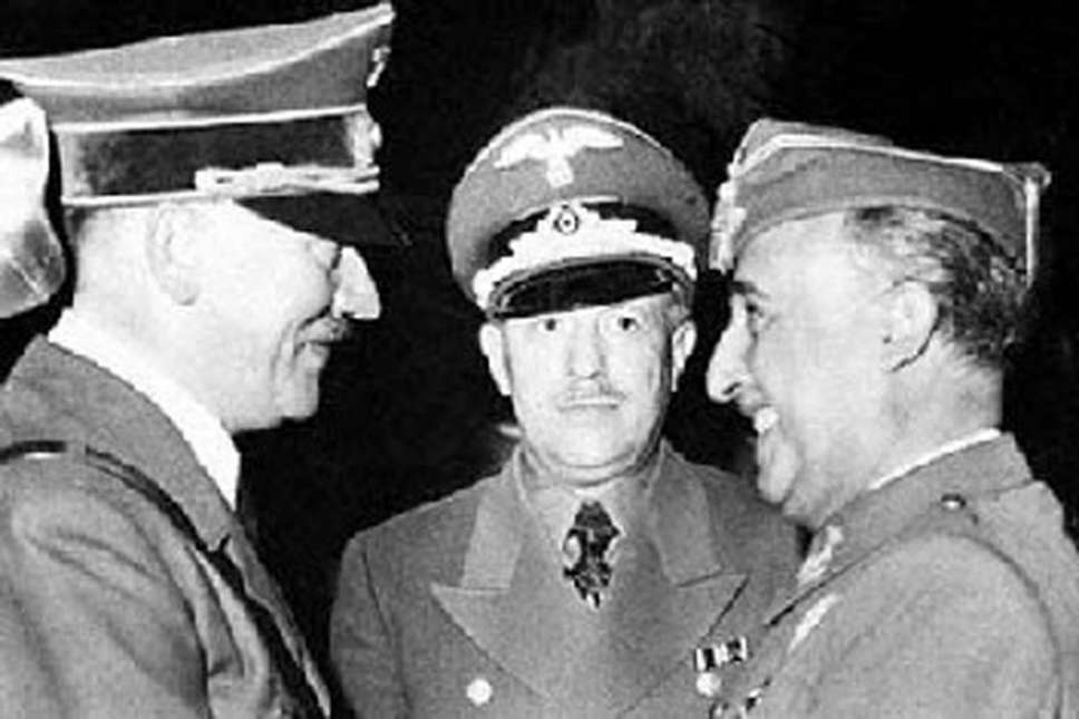 Análisis comparativo de los regímenes fascistas de Franco, Mussolini y ...